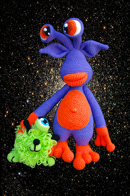 Ravelry: Kusku the Alien Sidekick pattern by Paola Navarro