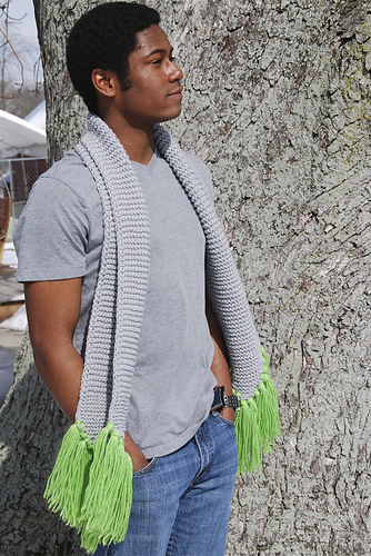 Ravelry: Rip-off Scarf pattern by Laura Ricketts