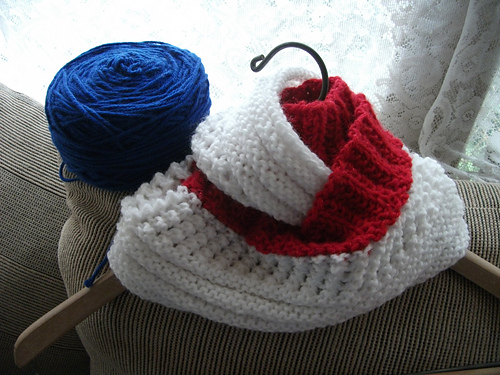 Ravelry: Layer Cake Loop pattern by steepndeep's Designs