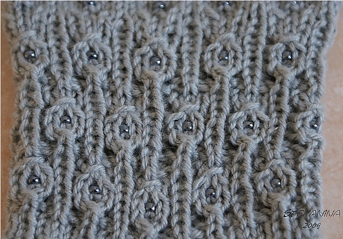 Ravelry: Perle Socks pattern by Stefanina