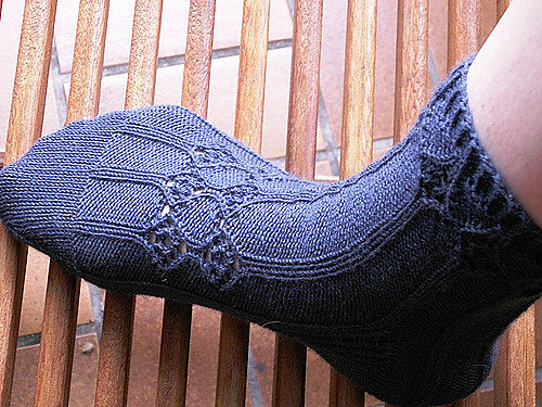 Ravelry: Lizzy pattern by Stephanie van der Linden