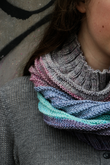 Ravelry: Accent on the Upbeat pattern by Stephanie Shiman