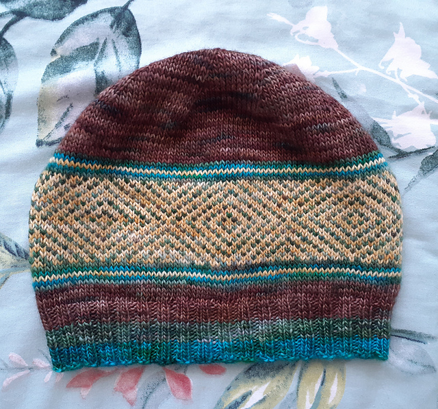 Ravelry: Diagonal Lines hat pattern by Samantha West