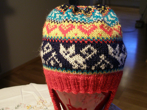 Ravelry: Tøffe farger - lue pattern by Sandnes Design