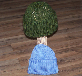 Ravelry: The Woodcutter's Hat pattern by Beth's Knits
