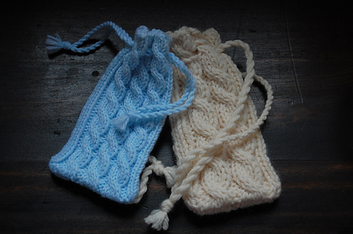 Ravelry: Marbel Phone/Ipod Sock pattern by Alice Quinlan