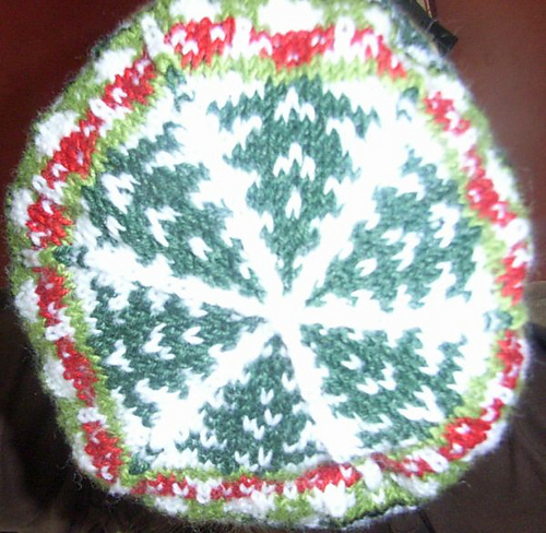 Ravelry: Fox in the forest beanie pattern by Sandra Jäger