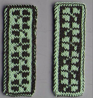 Ravelry: Shamrock bookmark pattern by Sandra Jäger