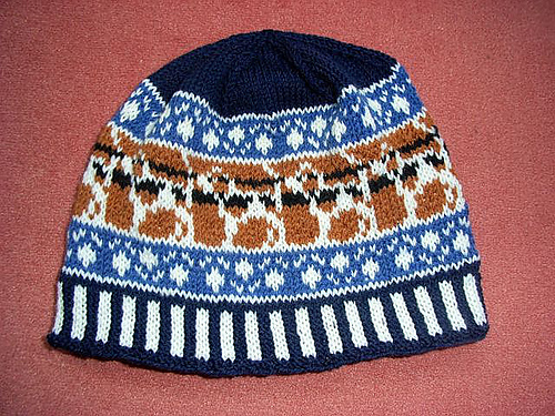 Ravelry: Beagle beanie pattern by Sandra Jäger