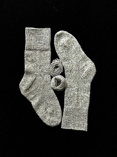Ravelry: Roadmap Socks pattern by sowhynot