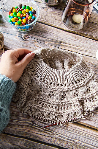 Ravelry: Haya tee pattern by StrikkeUlla