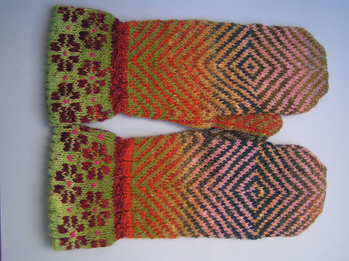 Ravelry: Colorful Mittens pattern by Ruth Sorensen