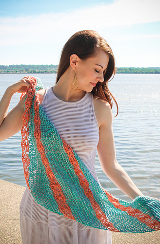 Ravelry: Mahalo Shawl pattern by Tanis Gray