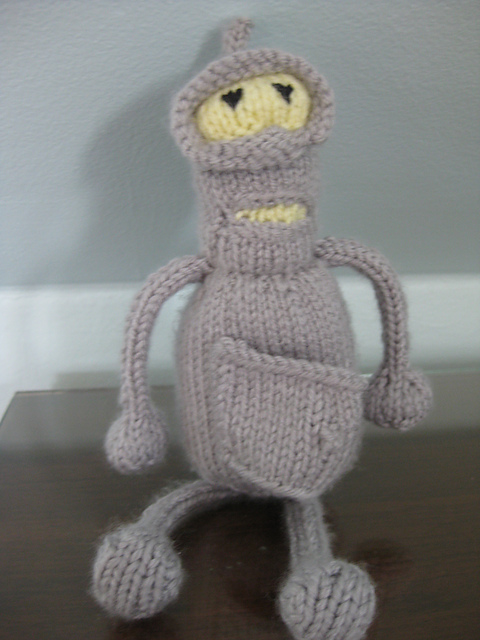 Ravelry: Bender pattern by Iris
