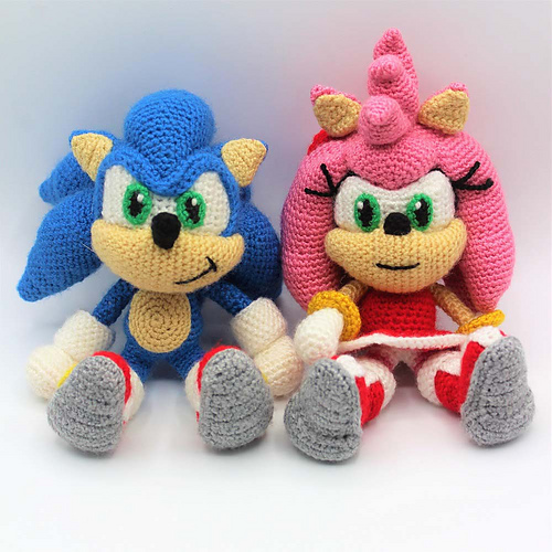 Ravelry: Amy Rose pattern by Gretel Crespo