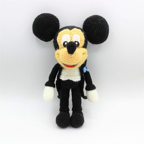 Ravelry: Mickey groom and Minnie bride pattern by Gretel Crespo