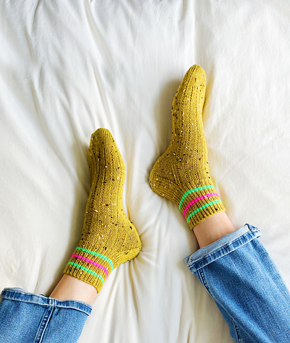 Ravelry: Wide Rib Sock Set pattern by Summer Lee