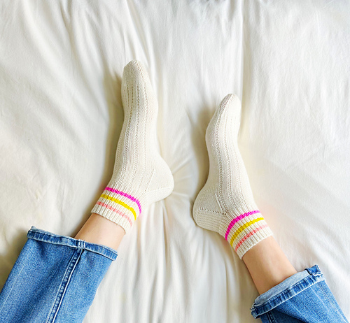 Ravelry: Wide Rib Sock Set pattern by Summer Lee