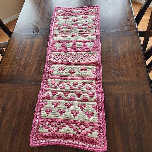 Ravelry: Heart & Soul Mosaic Hearts pattern by Sunshine and Serendipity