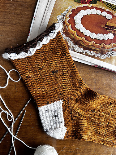 Ravelry: Pie Socks pattern by Laura McLean