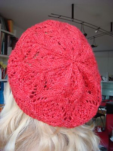 Ravelry: Very Pretty Lace Beret pattern by Vera Sanon