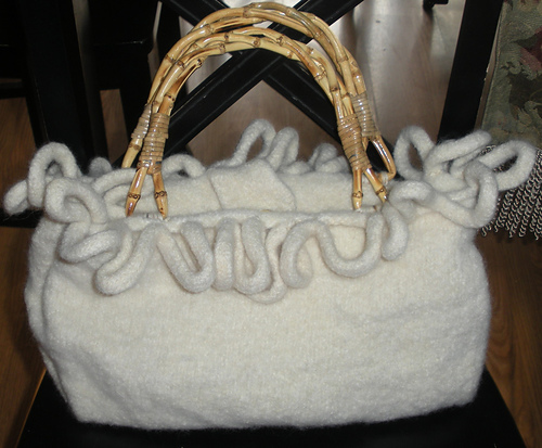 Ravelry: Felted Loopy Tote Bag pattern by Virginia Rowan Rokholt