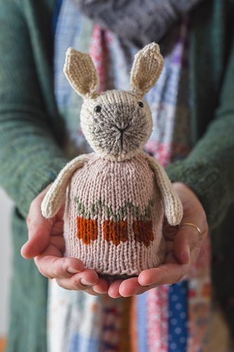 Ravelry: Reversible Bunnies pattern by Susan B. Anderson