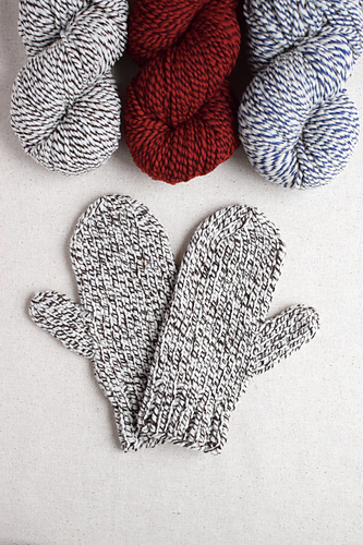 Ravelry: Waiting For Winter Bulky Mittens pattern by Susan B. Anderson