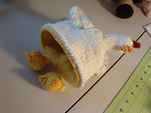 Ravelry: Mother Hen and Chicks pattern by Susan B. Anderson