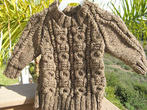 Ravelry: Boy's Cable Raglan pattern by Patons