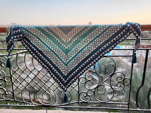 Ravelry: Kiki Shawl pattern by Susanne Anacker