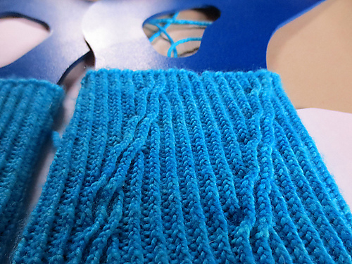 Ravelry: Serendipity (Oct/Nov Mystery KAL 2013) pattern by Susan Woodley