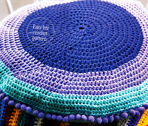Ravelry: round cushion pattern by Susie Johns