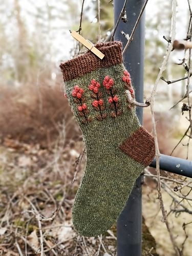 Ravelry: Karpalot Socks pattern by Suvi | Wallebeck Wool