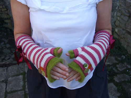 Ravelry: Humbugs pattern by Suzie Johnson