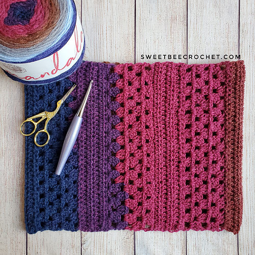 Ravelry: One Skein Granny Rows Neck Warmer pattern by Sweet Bee Crochet
