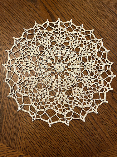 Ravelry: Mrs de Winter pattern by Karin Åshammar/Virklust