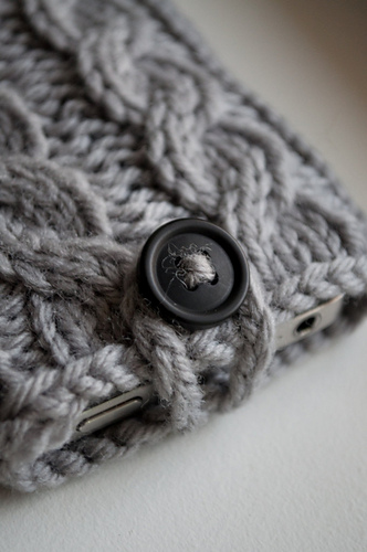 Ravelry: Kare Knits' Signature Cable Knit iPhone Case pattern by Karen Chiu