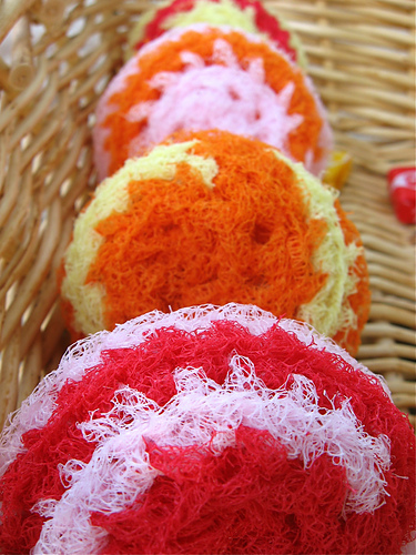 Ravelry: Nylon Net Scrubbies pattern by Melanie Larsen