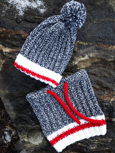 Ravelry: On The Rocks Toque & Cowl pattern by Michele C Meadows