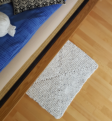 Ravelry: Bath Rug pattern by Sybil R