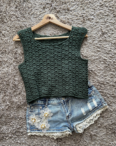 Ravelry: Summer Crop Top pattern by szeNooi