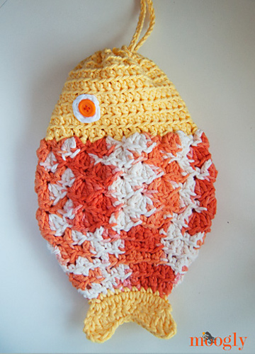 Ravelry: Mystery Fish Pouch pattern by Tamara Kelly