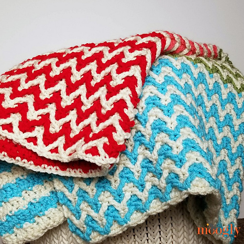 Ravelry: Bright Chevron Borderless Blanket pattern by Tamara Kelly