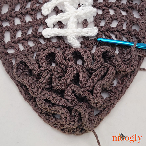 Ravelry: Football Wiggle Trivet pattern by Tamara Kelly