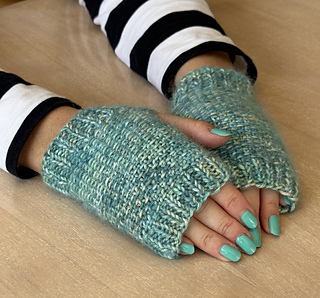 Ravelry: Tina's Linen Stitch Gloves pattern by Tanya Johnson-Osborne