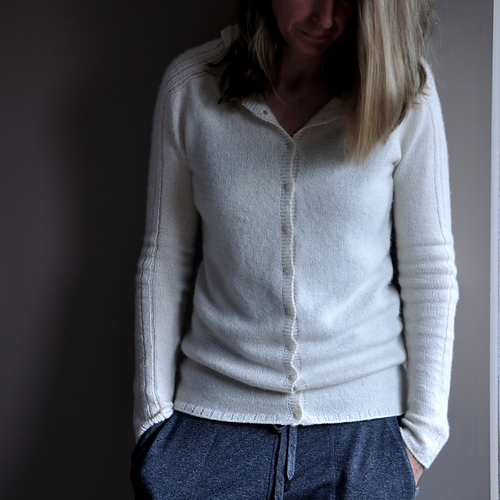Ravelry: Hood on the moon pattern by Katrin Schneider
