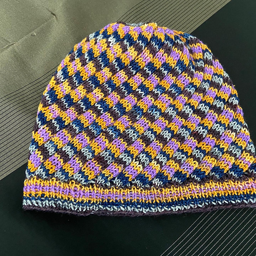 Ravelry: Checkerwork Hat pattern by Vexy