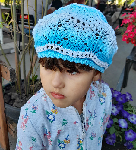 Ravelry: BLUE WAVE hat pattern by tatiana Martin