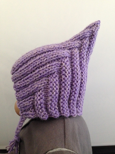 Ravelry: Pixie Hat pattern by alison henshaw